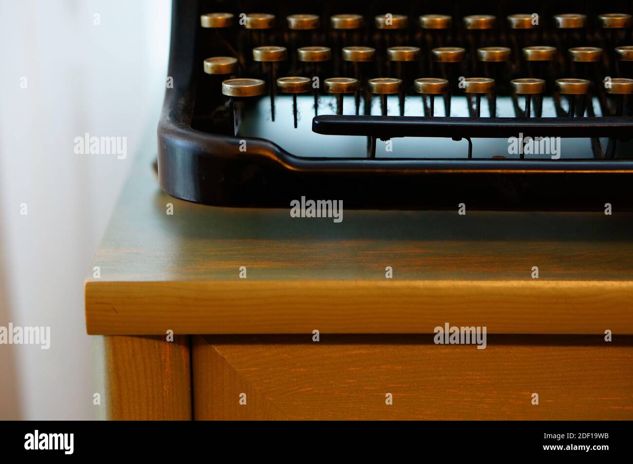 Vintage office table hi-res stock photography and images - Alamy