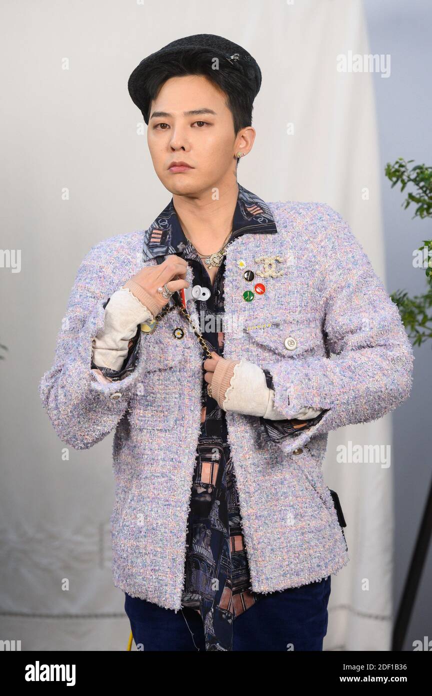 G dragon chanel hi-res stock photography and images - Alamy