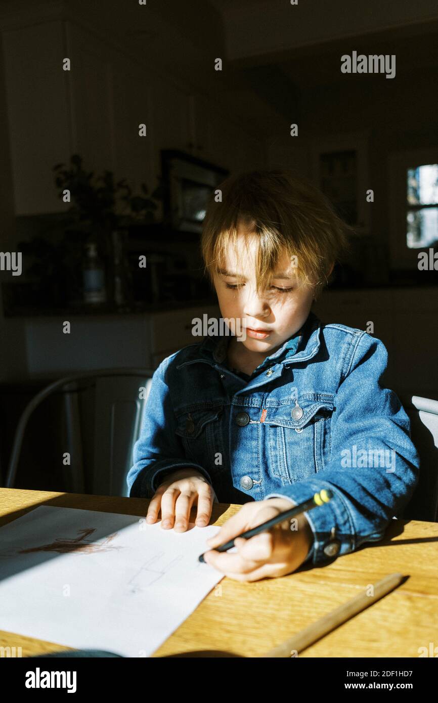 Kindergarten crayons table hi-res stock photography and images - Alamy