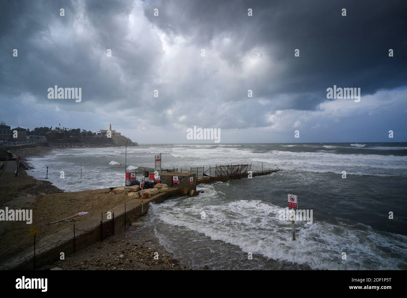 Daily life in Tel-Aviv, Israel, on January 24, 2020. Photo by Eliot ...