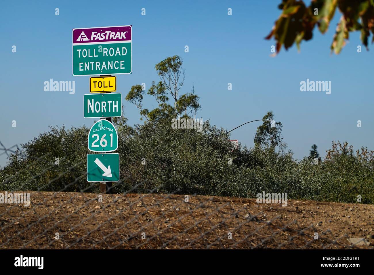Southern California toll road 261 north on ramp entrance. Fastrak Tolls ...
