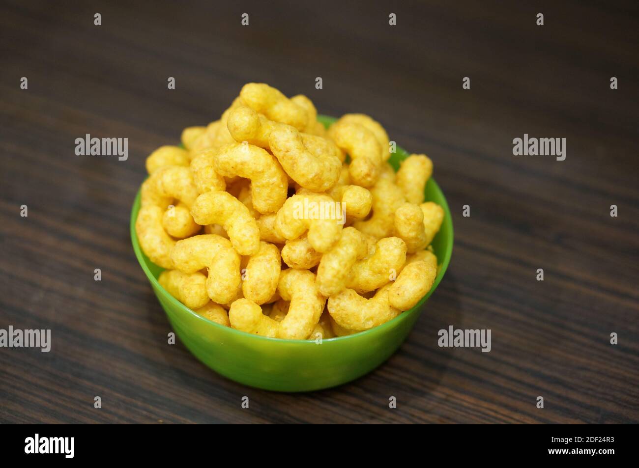 Onion flavored chips hi-res stock photography and images - Alamy