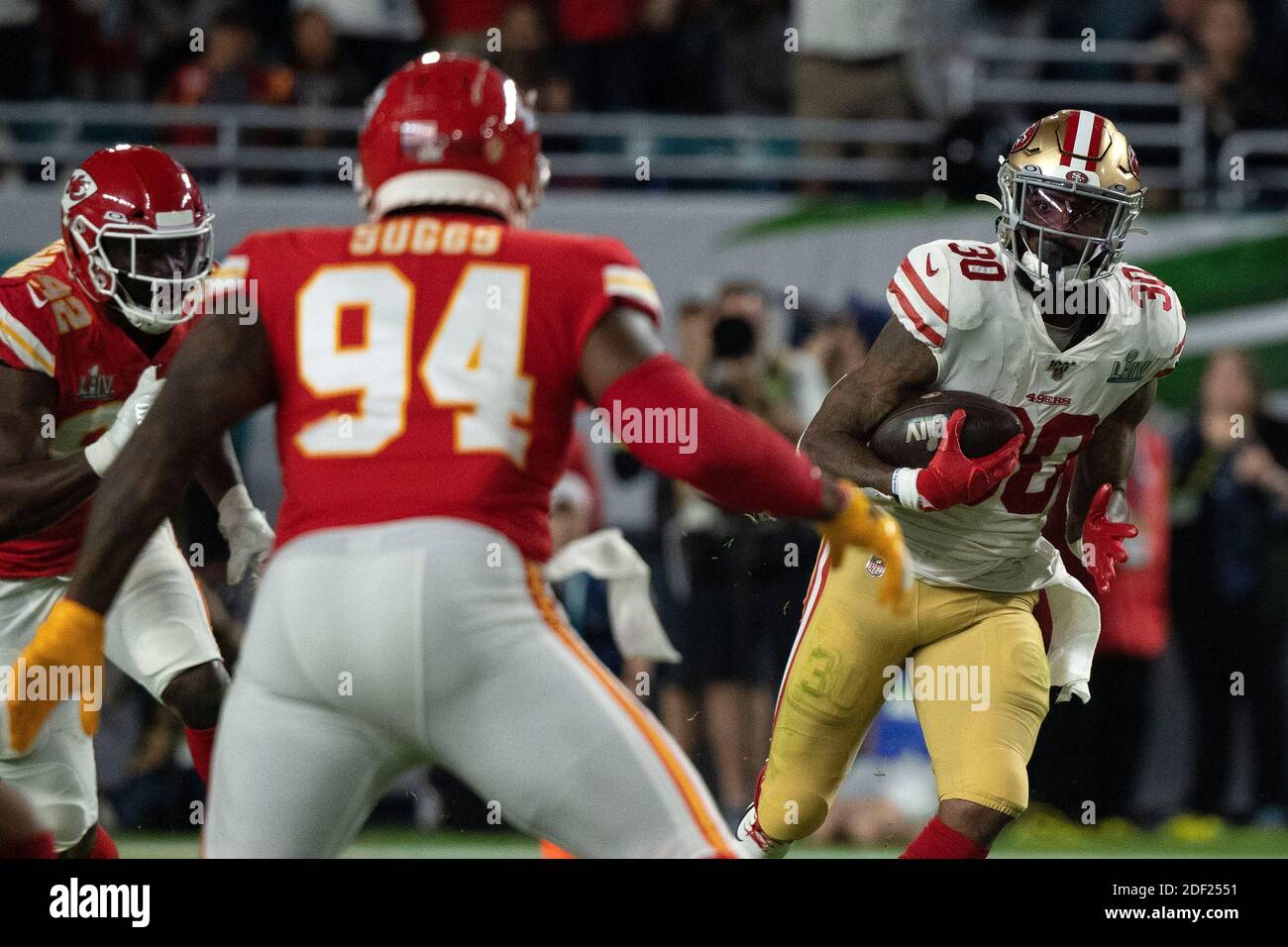 The Kansas City Chiefs defeats the San Francisco 49ers 31-20 in Super ...