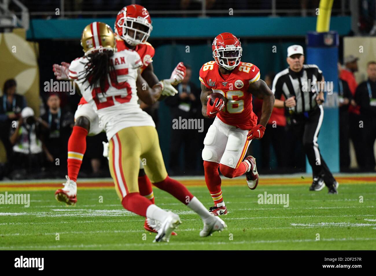 The Kansas City Chiefs defeats the San Francisco 49ers 31-20 in Super ...