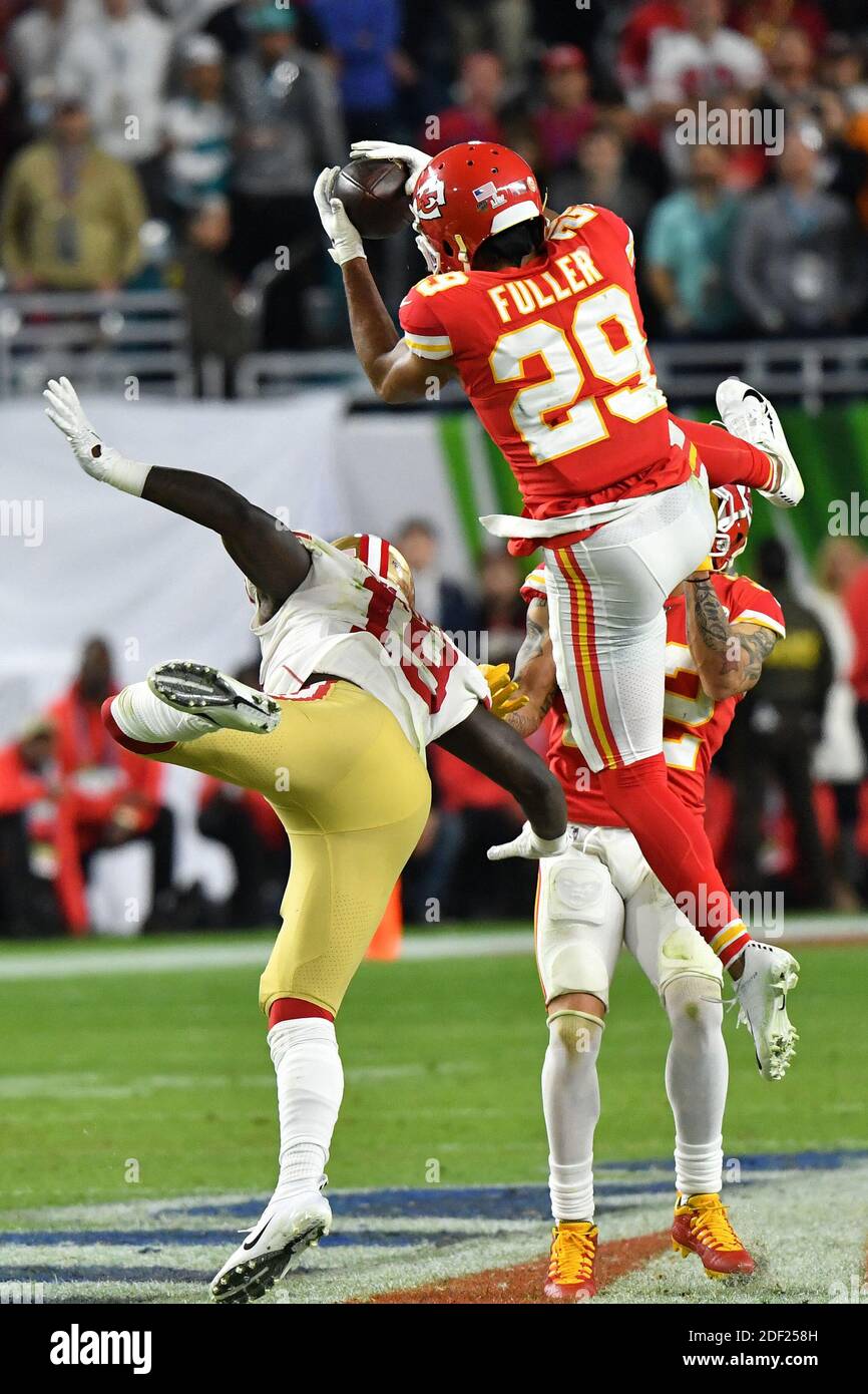 The Kansas City Chiefs defeats the San Francisco 49ers 31-20 in Super ...