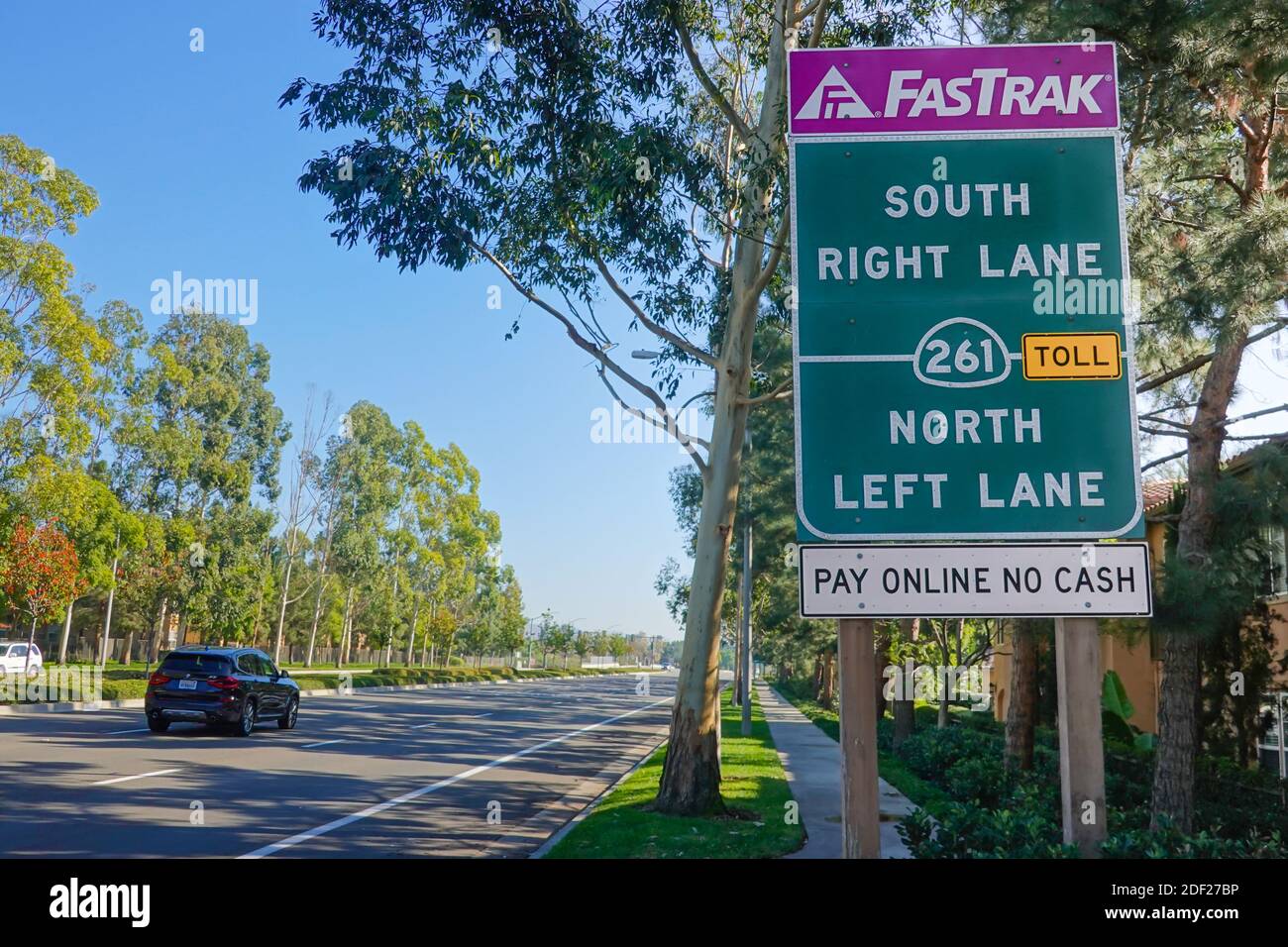 261 toll road entrancece sign hi-res stock photography and images - Alamy
