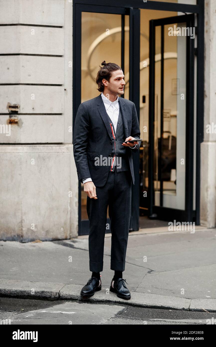 Street style, Guido Milani arriving at JW Anderson Spring Summer 2020 ...