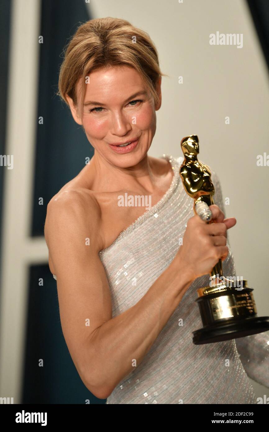 Renee Zellweger attending the Vanity Fair Oscar party at Wallis ...