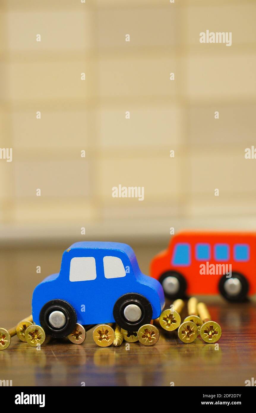 Red screws hi-res stock photography and images - Alamy