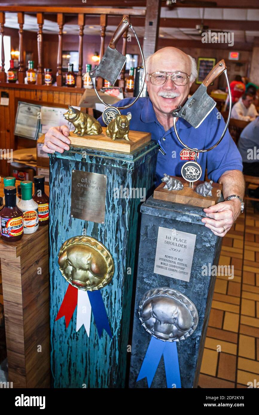 Alabama Decatur Big Bob Gibson BBQ restaurant,inside interior cooking ...