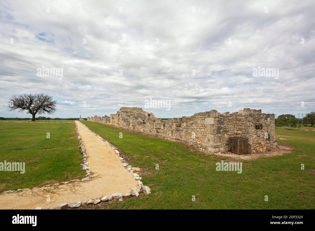 Texas Forts Trail, Fort McKavett State Historic Site, Barracks No. 3 ...