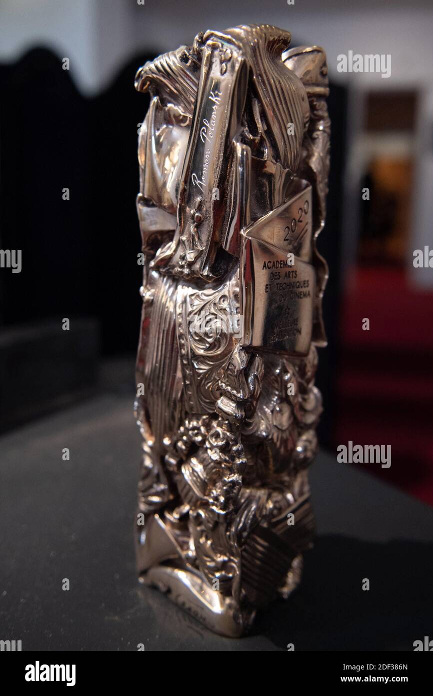 The engraved Cesar statue for Roman Polanski, winner of the Best ...