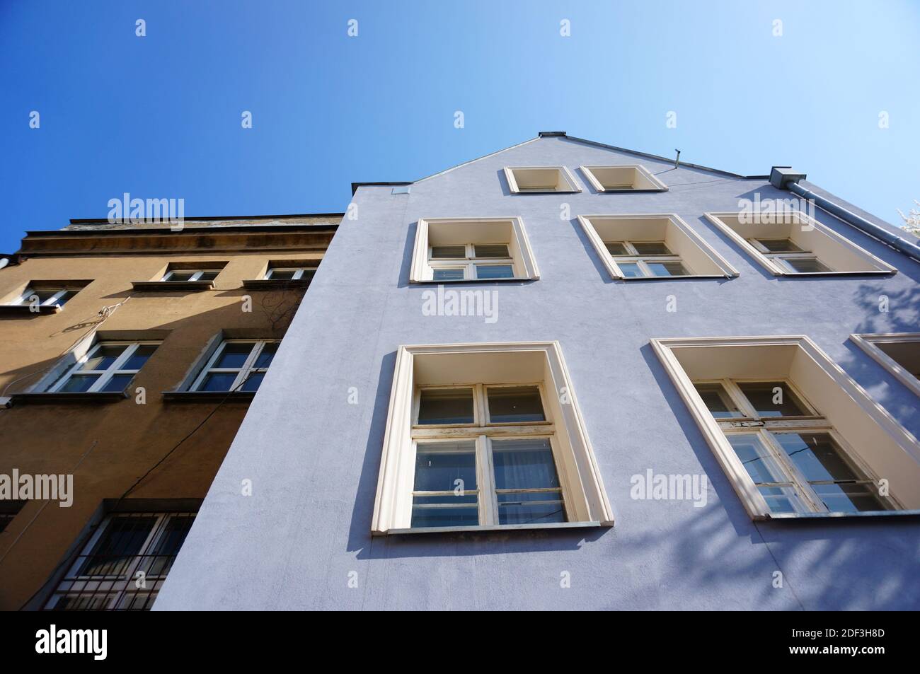 Building with most floors hi-res stock photography and images - Alamy