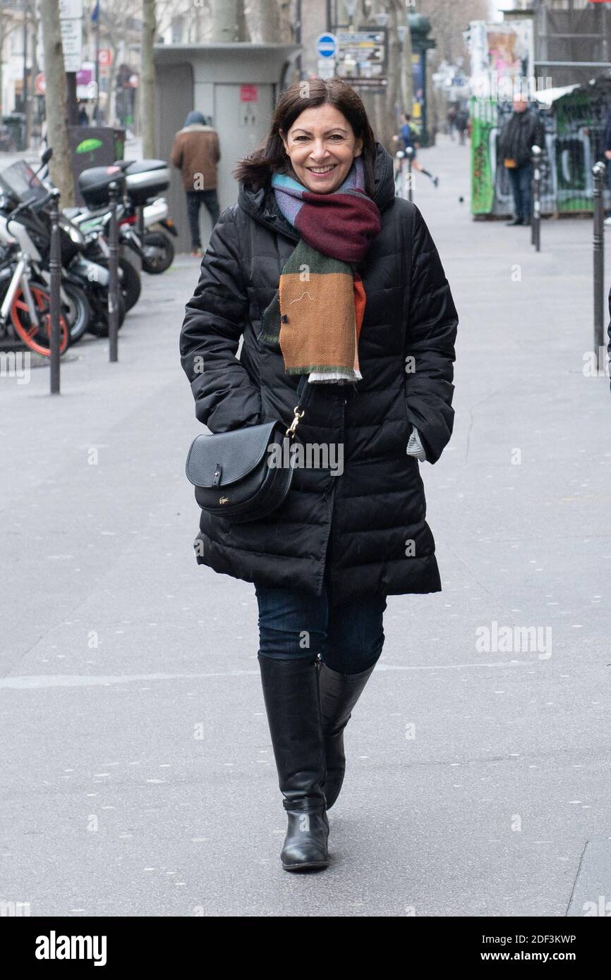 The mayor of Paris, Anne Hidalgo arriving at her campaign headquarter ...