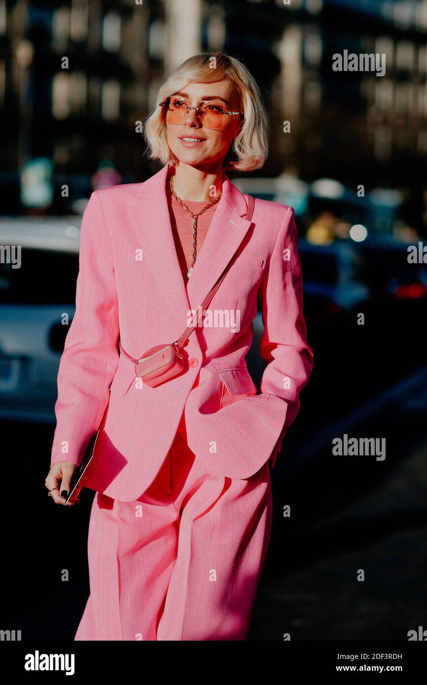 Street style, Viktoria Rader arriving at Rochas Fall Winter 2020-2021 ...