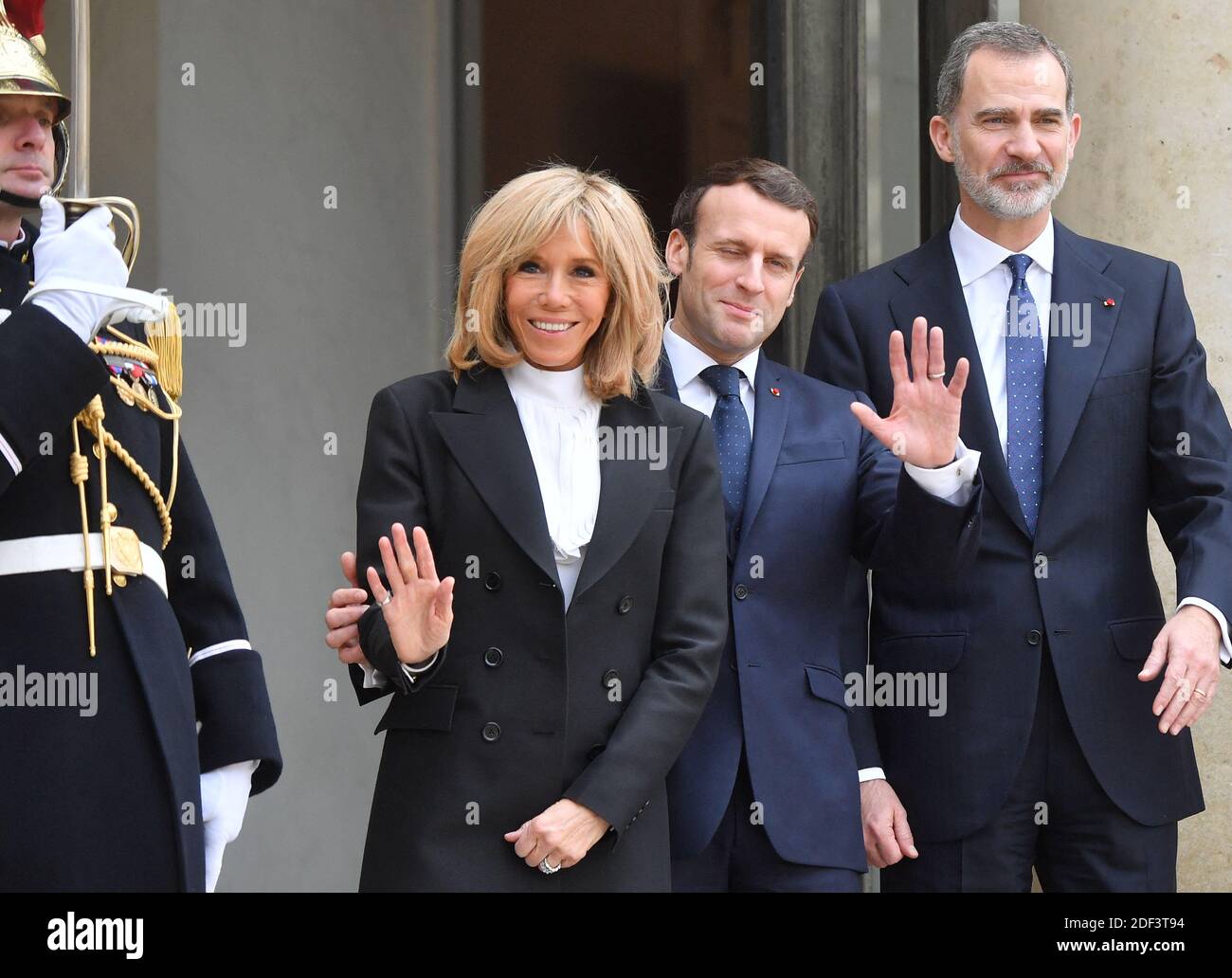 French President Emmanuel Macron and his wife Brigitte welcome King ...