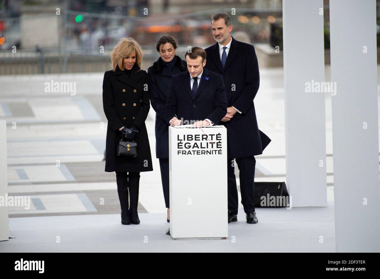 Emmanuel macron king spain hi-res stock photography and images - Alamy