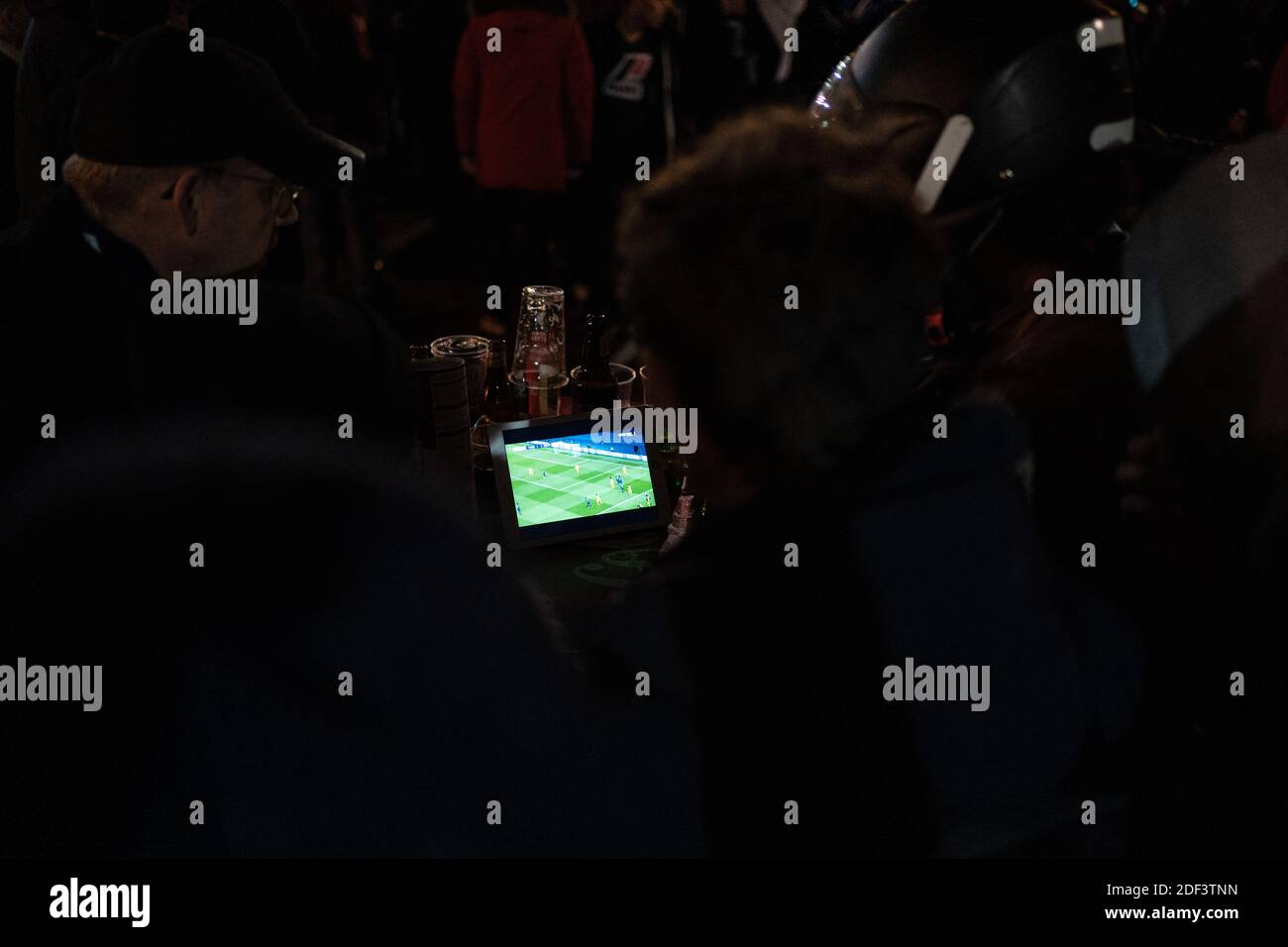 Paris Saint Germain fans watch PSG take on Dortmund in front of the ...