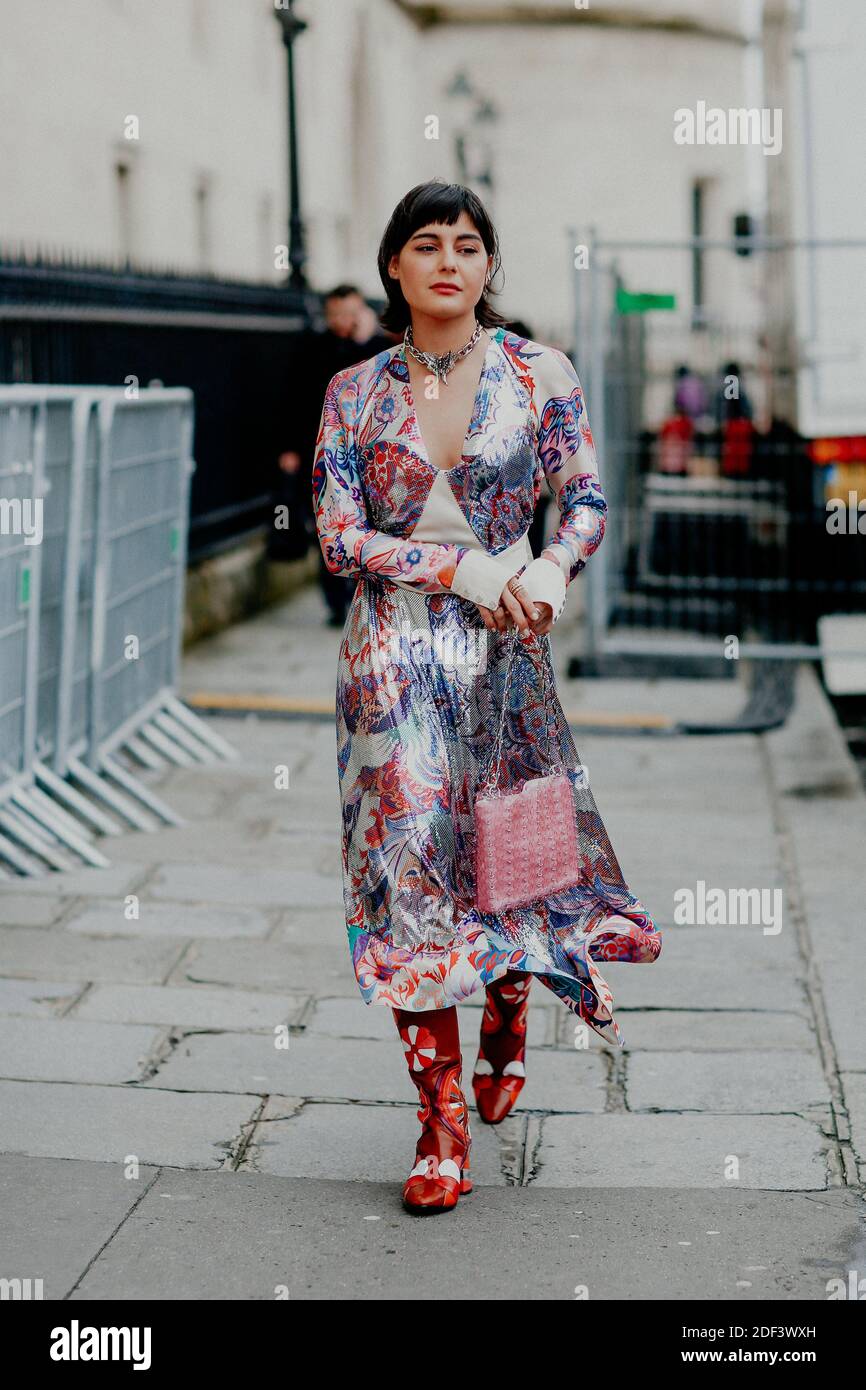 Street style, Maria Bernad arriving at Paco Rabanne Fall Winter 2020 ...