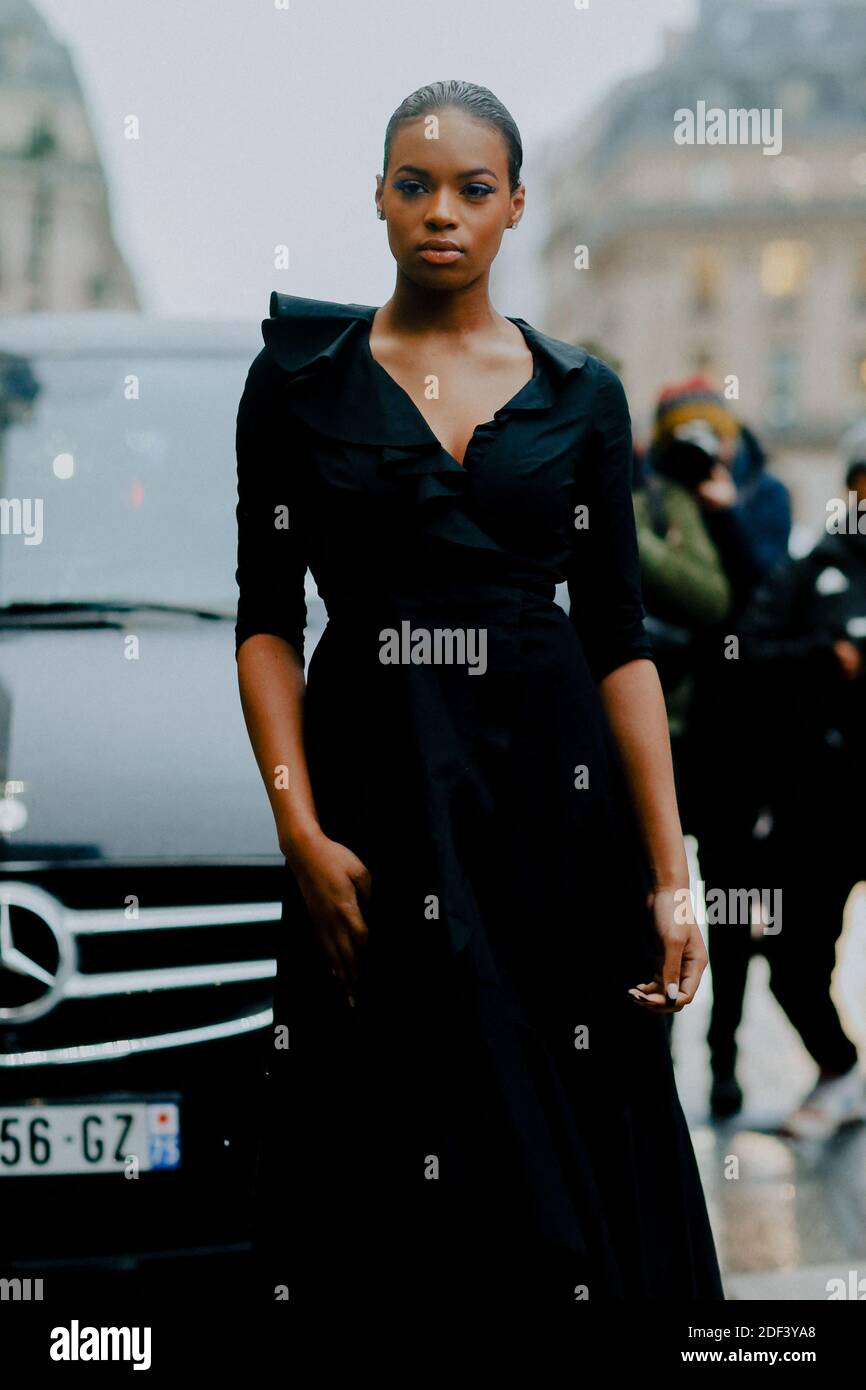 Street style, Didi Stone arriving at Redemption Fall Winter 2020-2021 ...