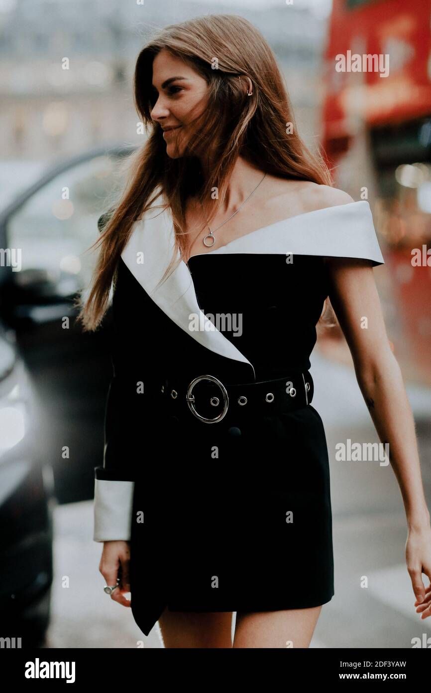 Street style, Clara Berry arriving at Redemption Fall Winter 2020-2021 ...