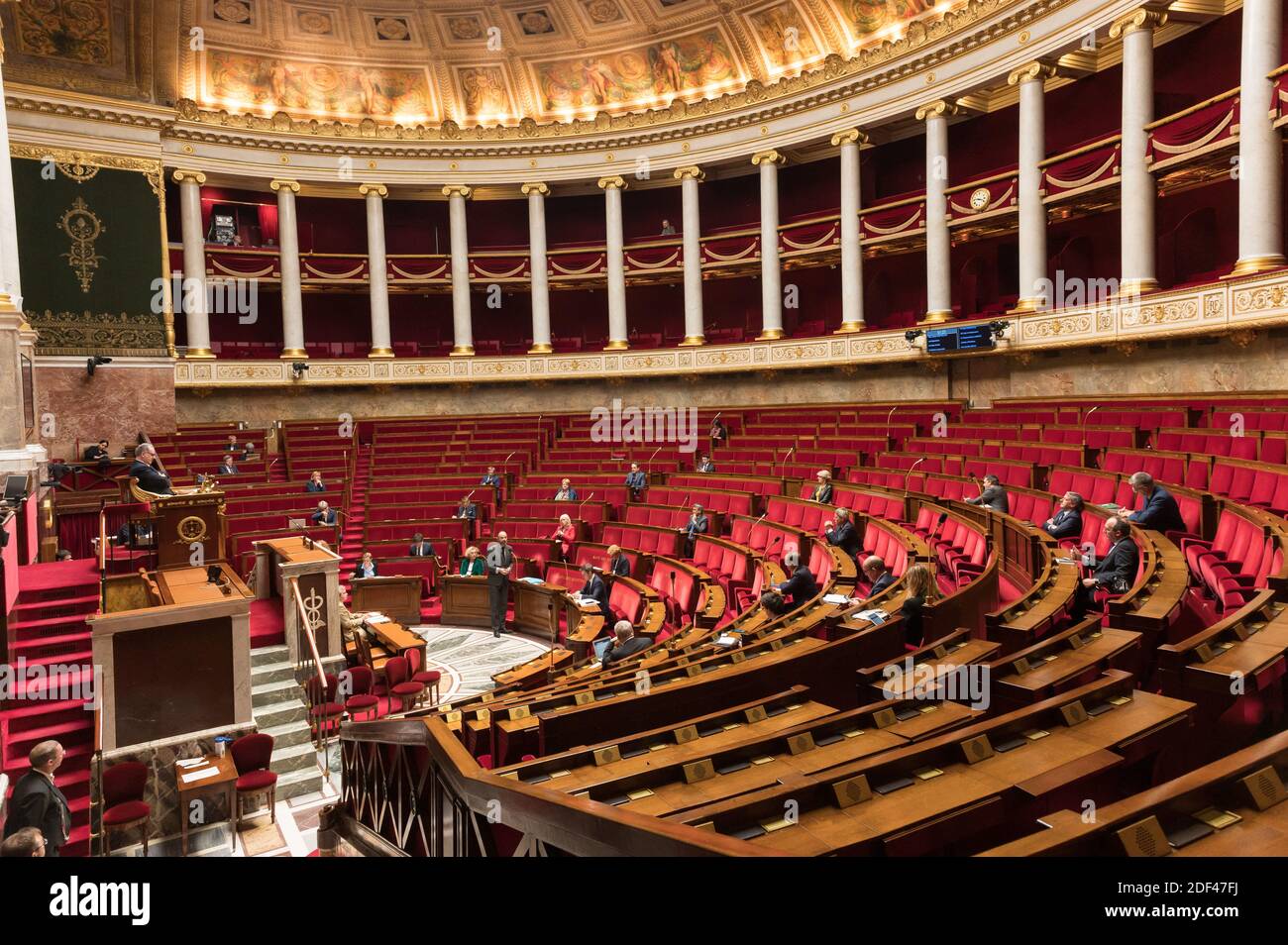 Deputies during the weekly session of questions to the government at ...