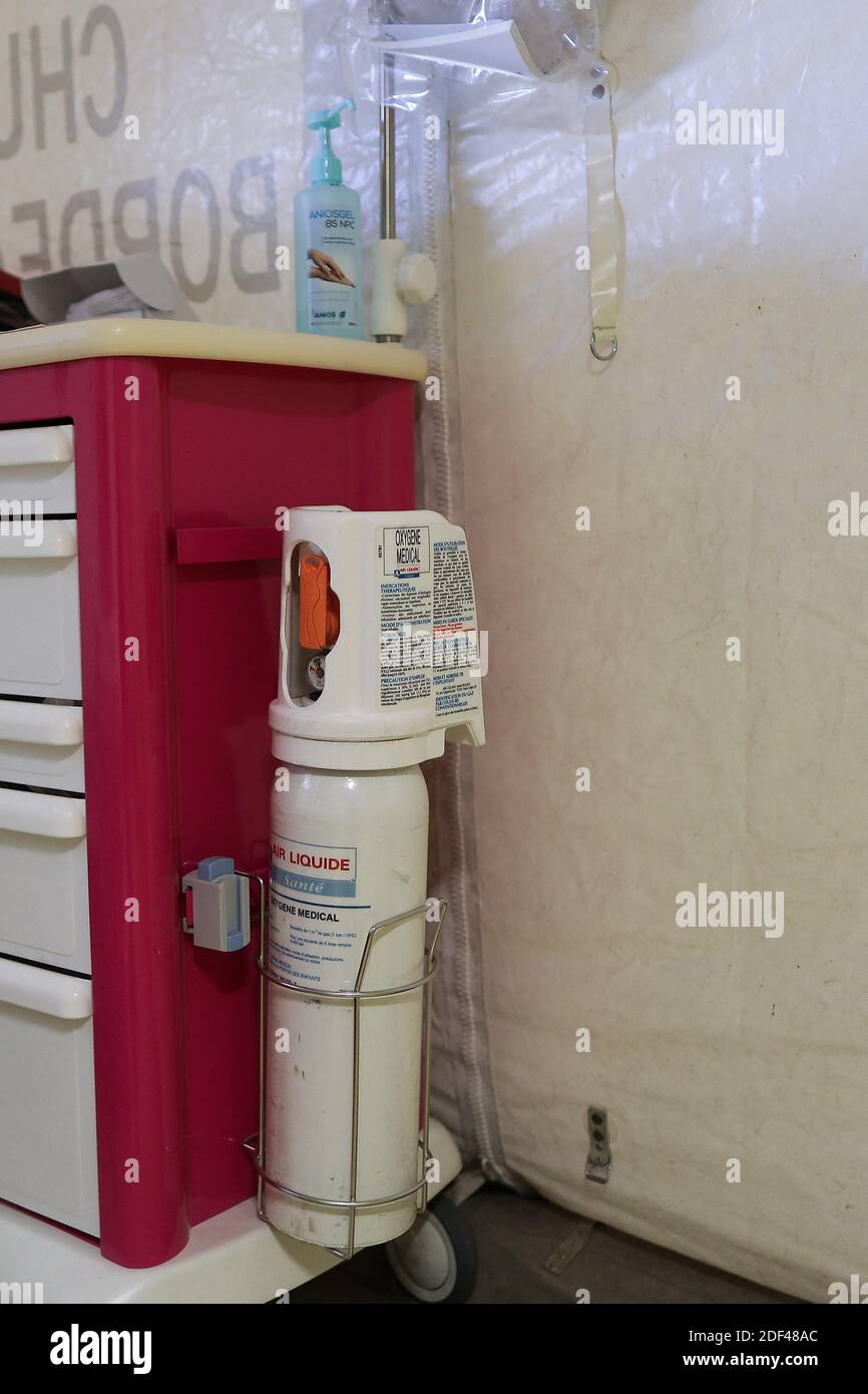 The Bordeaux Pellegrin CHU has set up an advanced medical post at the ...