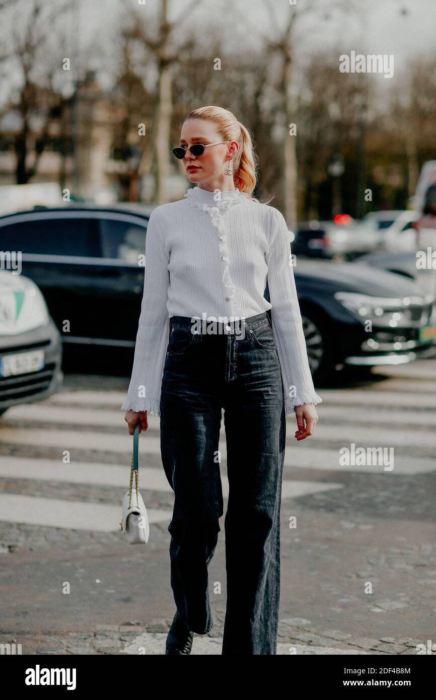 Street style, Megan Adelaide Schaefer arriving at Chanel Fall Winter ...