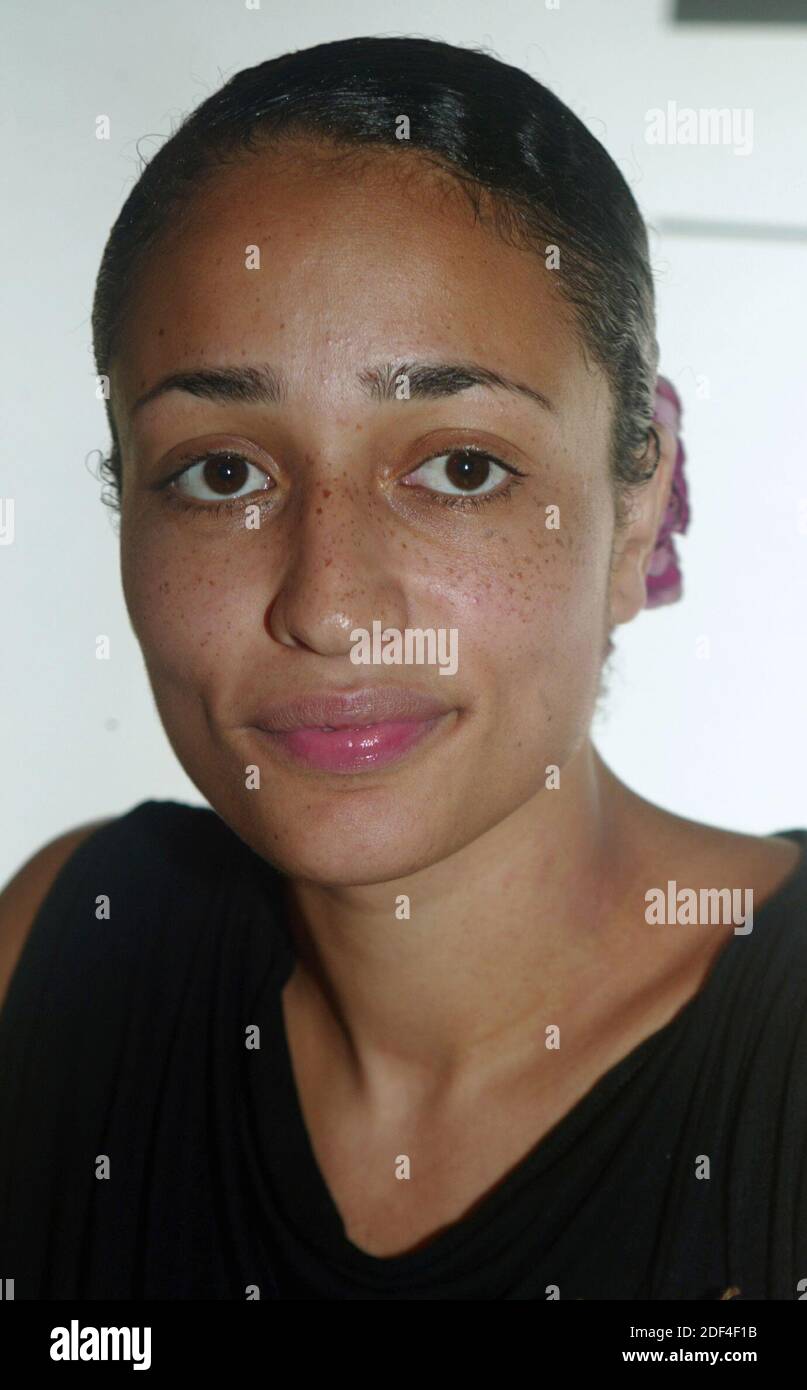 Zadie smith hi-res stock photography and images - Alamy