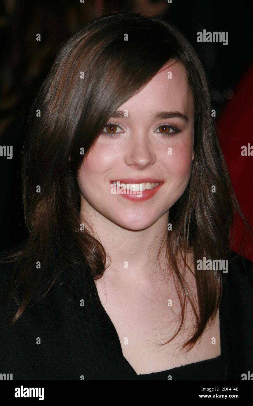 Ellen Page attends the 2007 National Board of Review of Motion Pictures ...