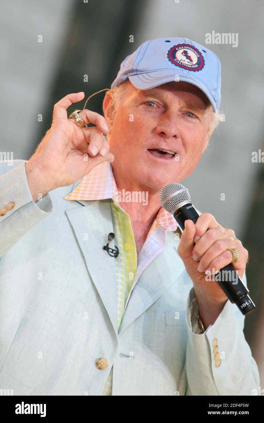 Mike Love of The Beach Boys performing on ABC "Good Morning America's ...