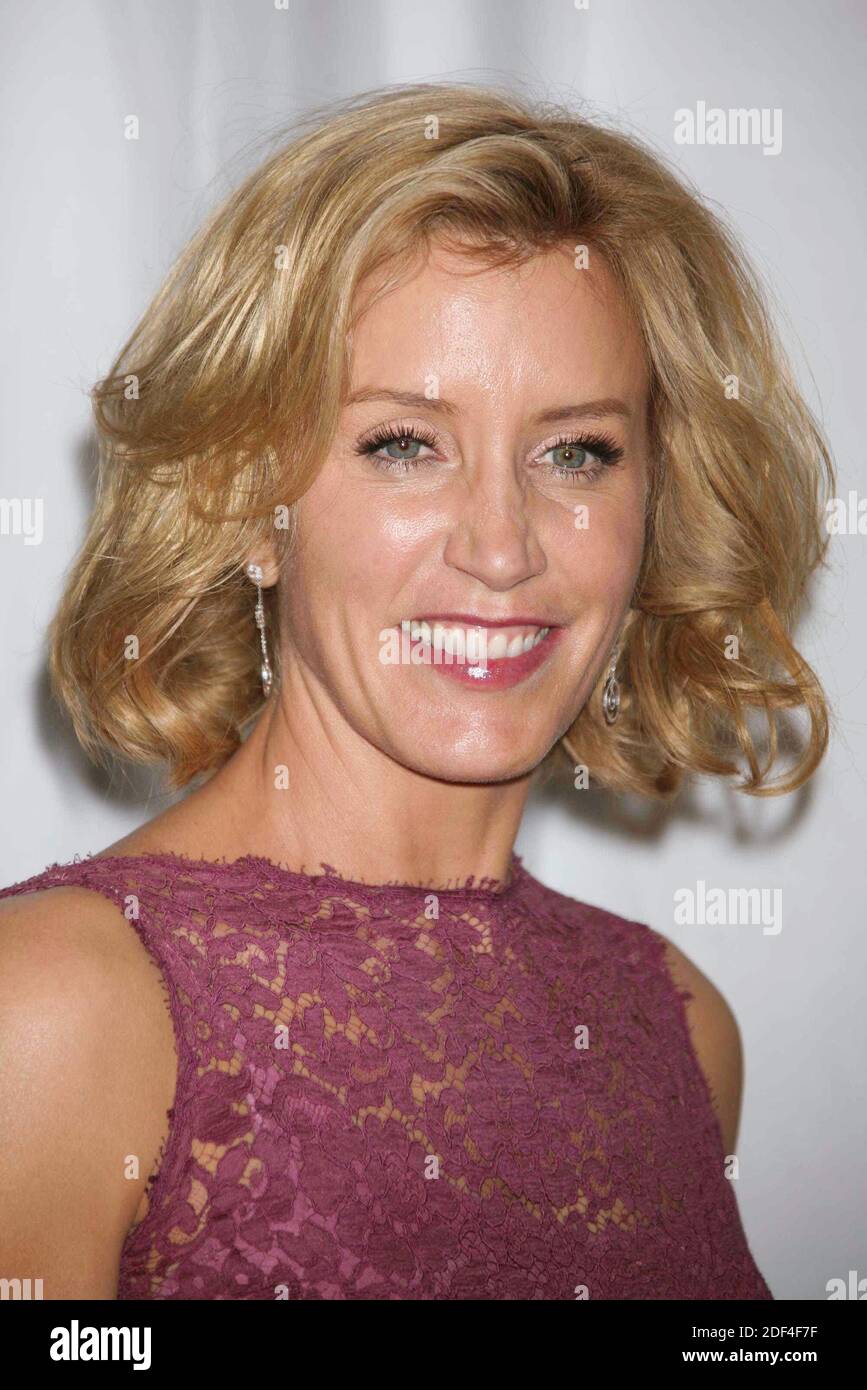 Felicity Huffman attends the Weinstein Co. 2006 Pre-Oscar Party at ...