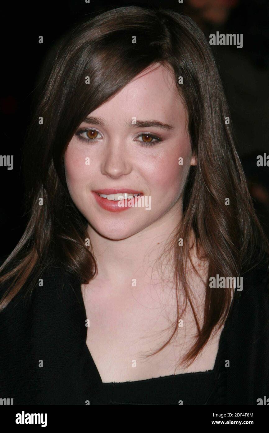 Ellen Page attends the 2007 National Board of Review of Motion Pictures ...