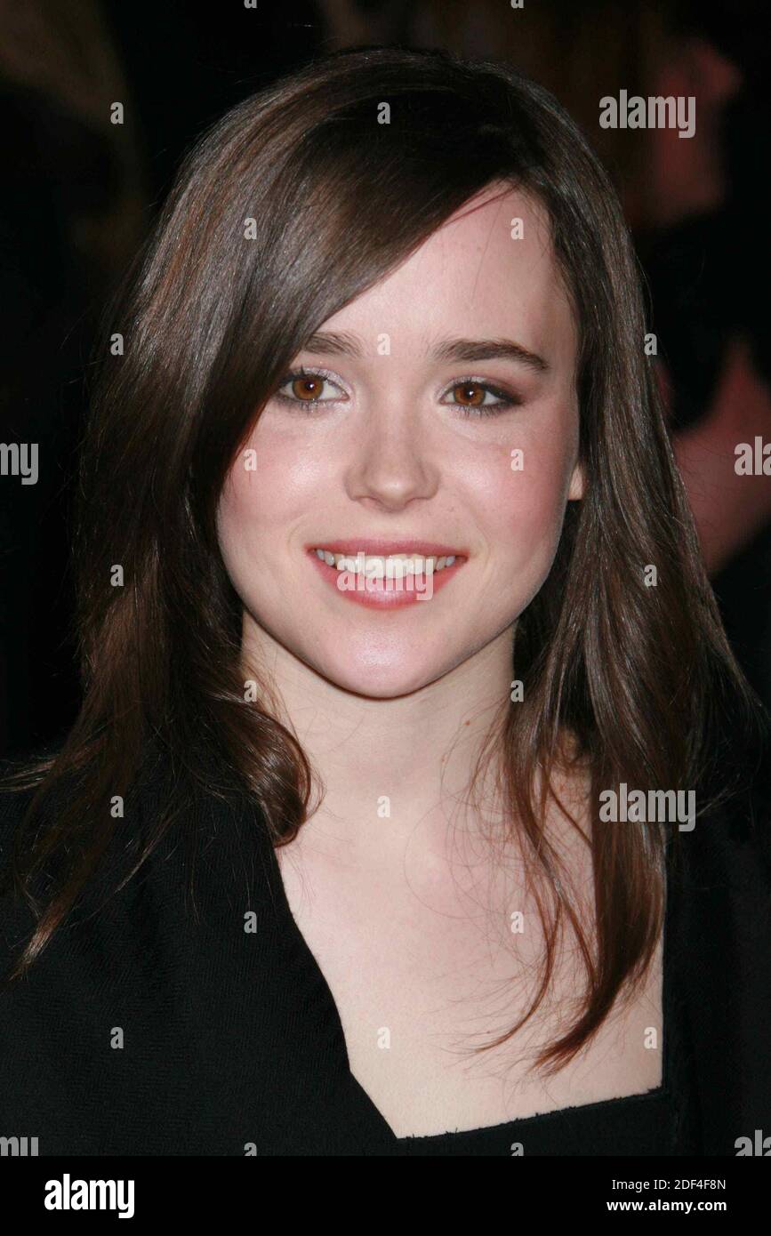 Ellen Page attends the 2007 National Board of Review of Motion Pictures ...