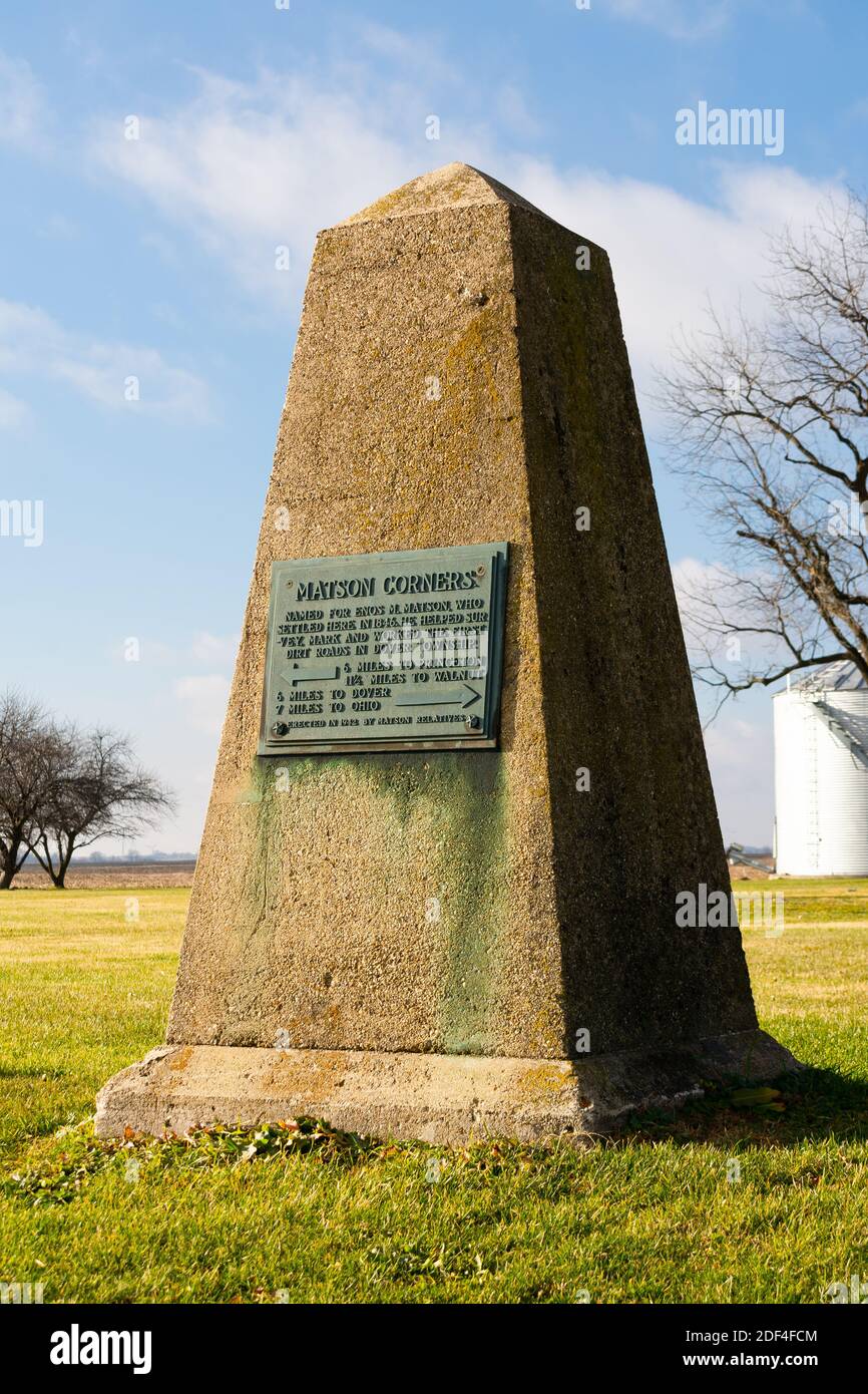 Heritage site roadside historic marker sign hi-res stock photography ...