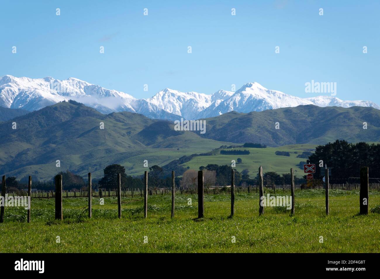 Snow capped Tararua mountain range near Carterton, Wairarapa, North ...