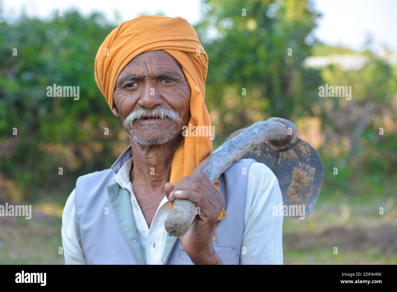 Old indian village man pradesh hi-res stock photography and images - Alamy