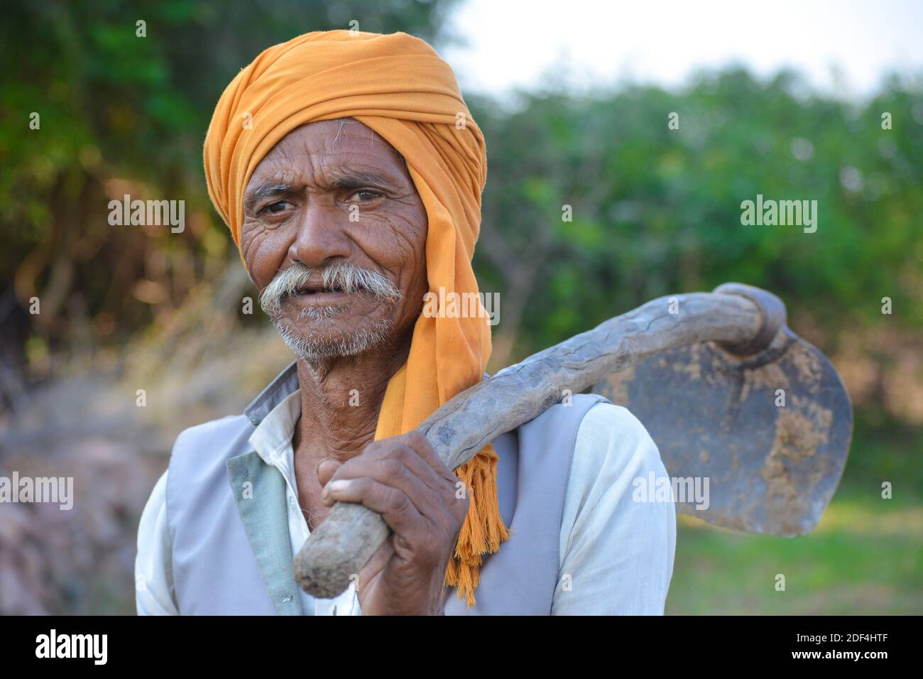 Old indian village man pradesh hi-res stock photography and images - Alamy