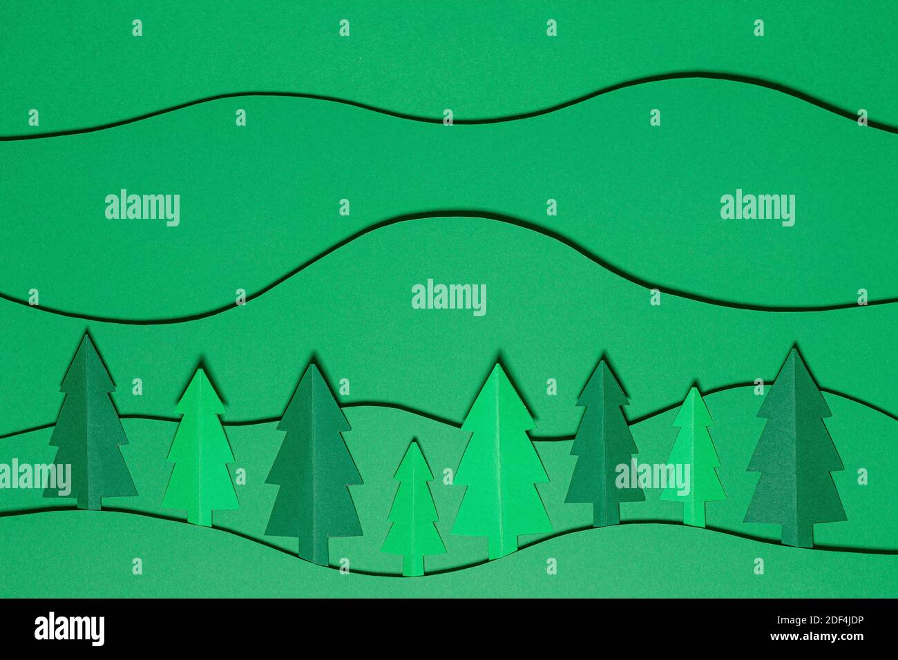 Papercraft trees hi-res stock photography and images - Alamy