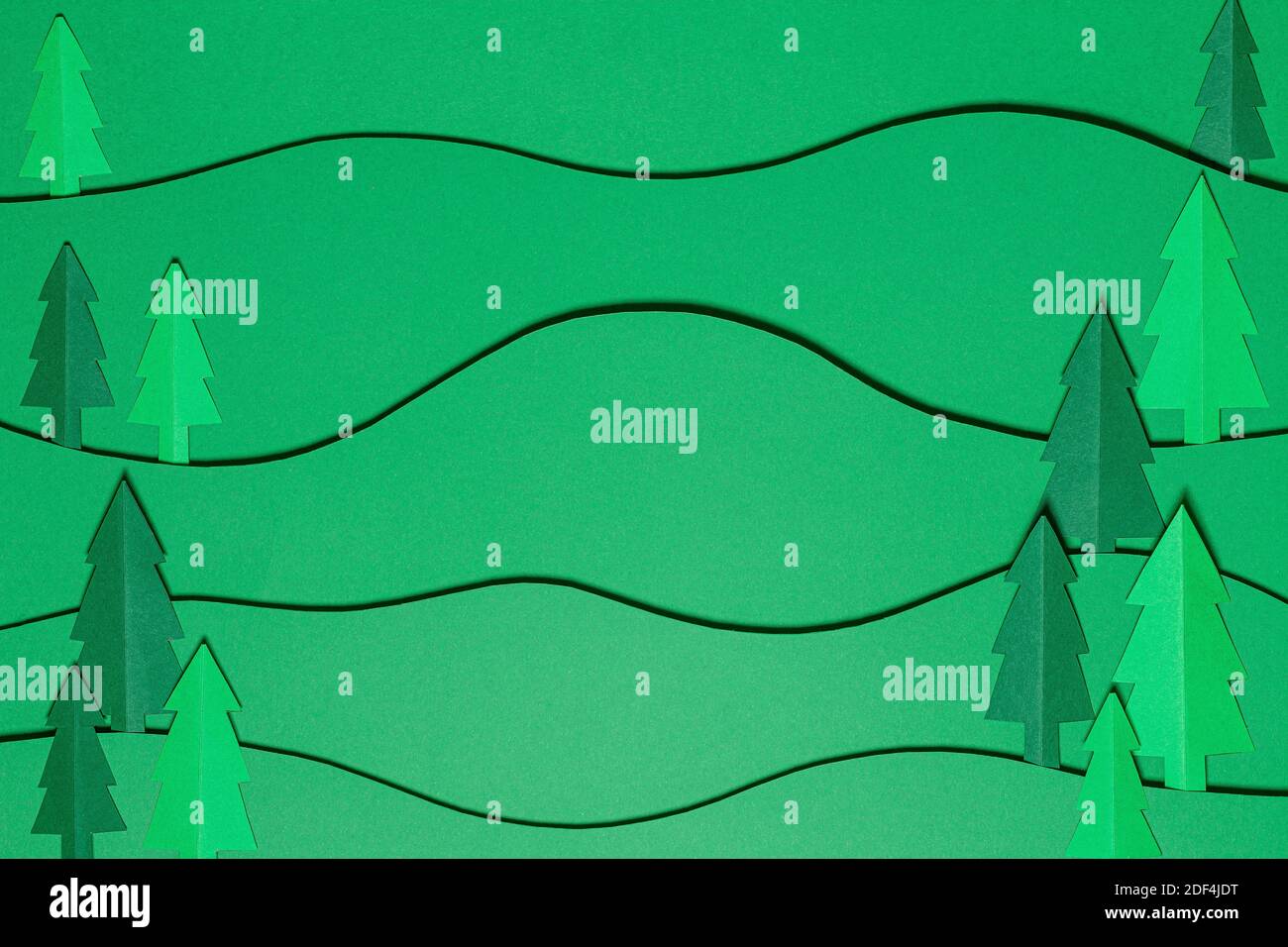 Papercraft trees hi-res stock photography and images - Alamy