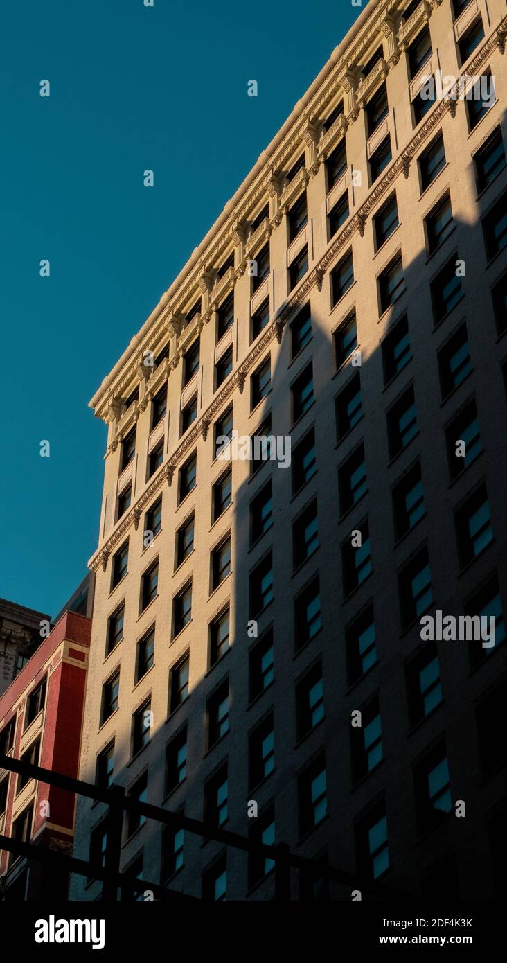 Downtown Chicago Buildings Stock Photo - Alamy