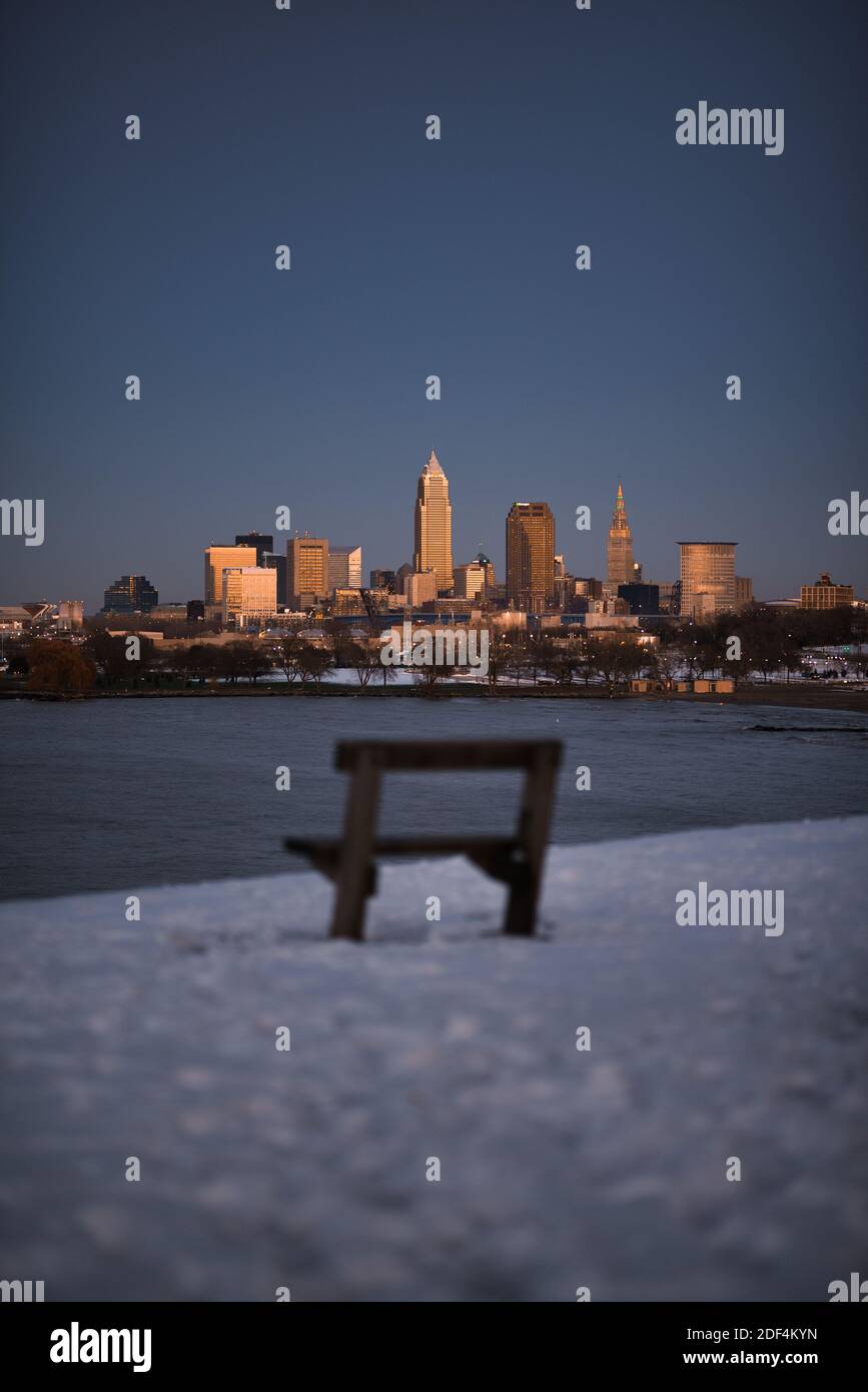 Cleveland ohio skyline in the winter at sunset Stock Photo - Alamy