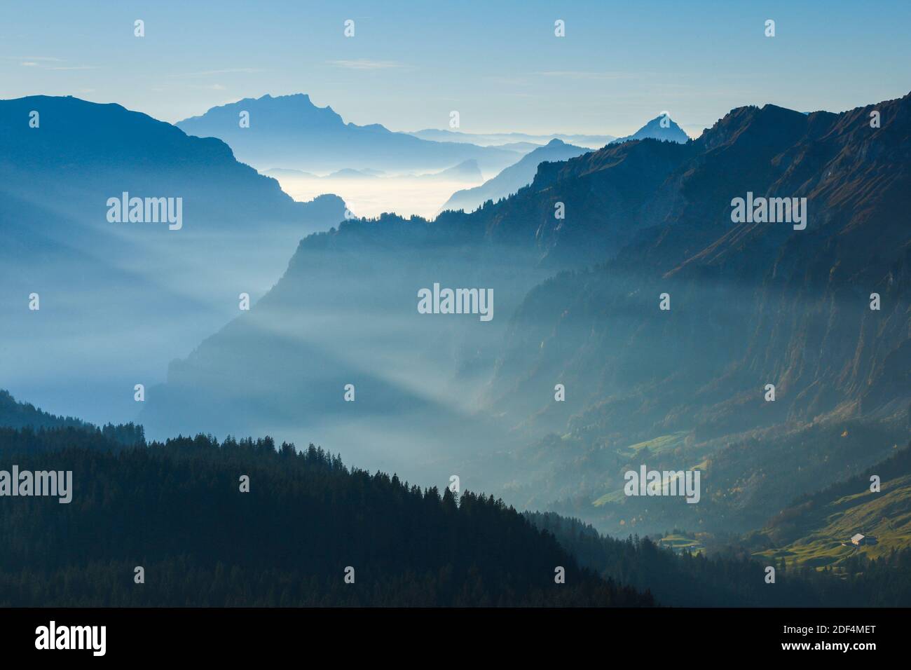 Pragel pass hi-res stock photography and images - Alamy