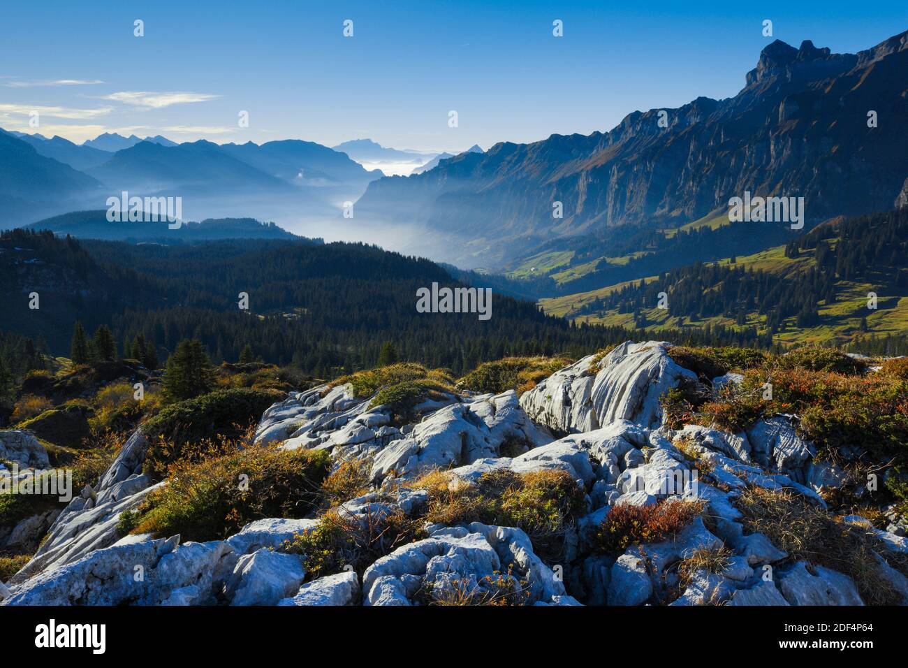 Karst geography hi-res stock photography and images - Alamy