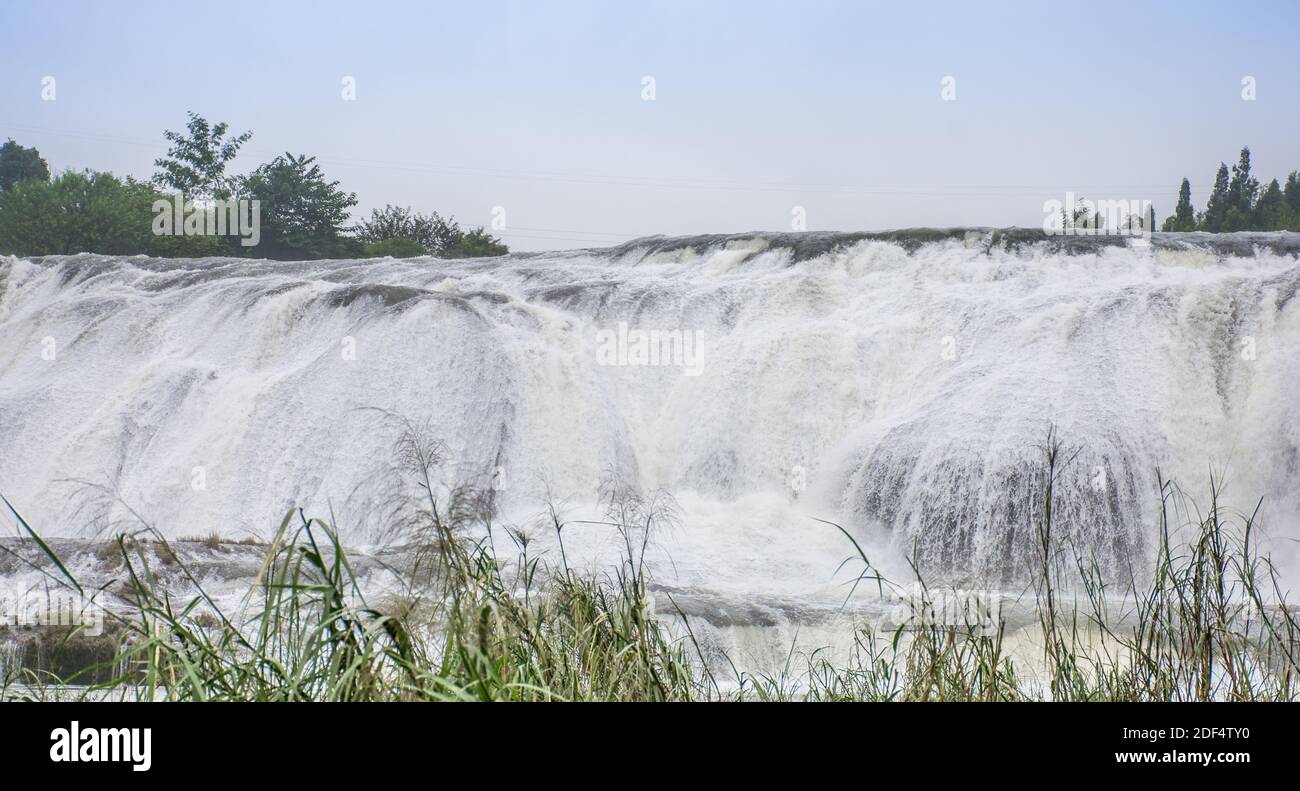 Continuous flow hi-res stock photography and images - Alamy