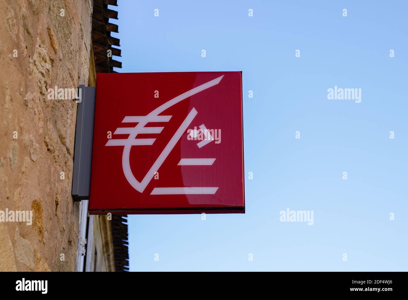 Logo caisse depargne hi-res stock photography and images - Alamy