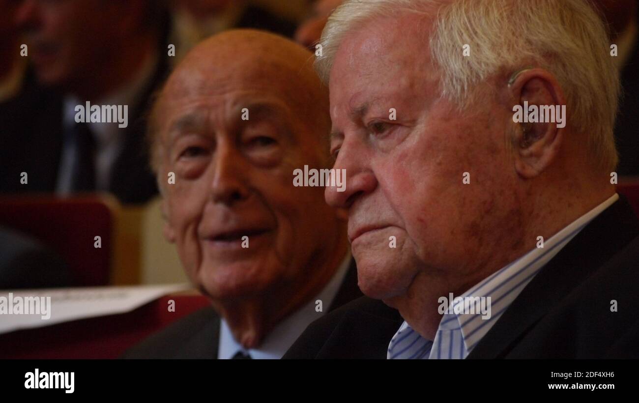 Valéry Giscard d’Estaing und Helmut Schmidt am 24. August 2012 in der ...
