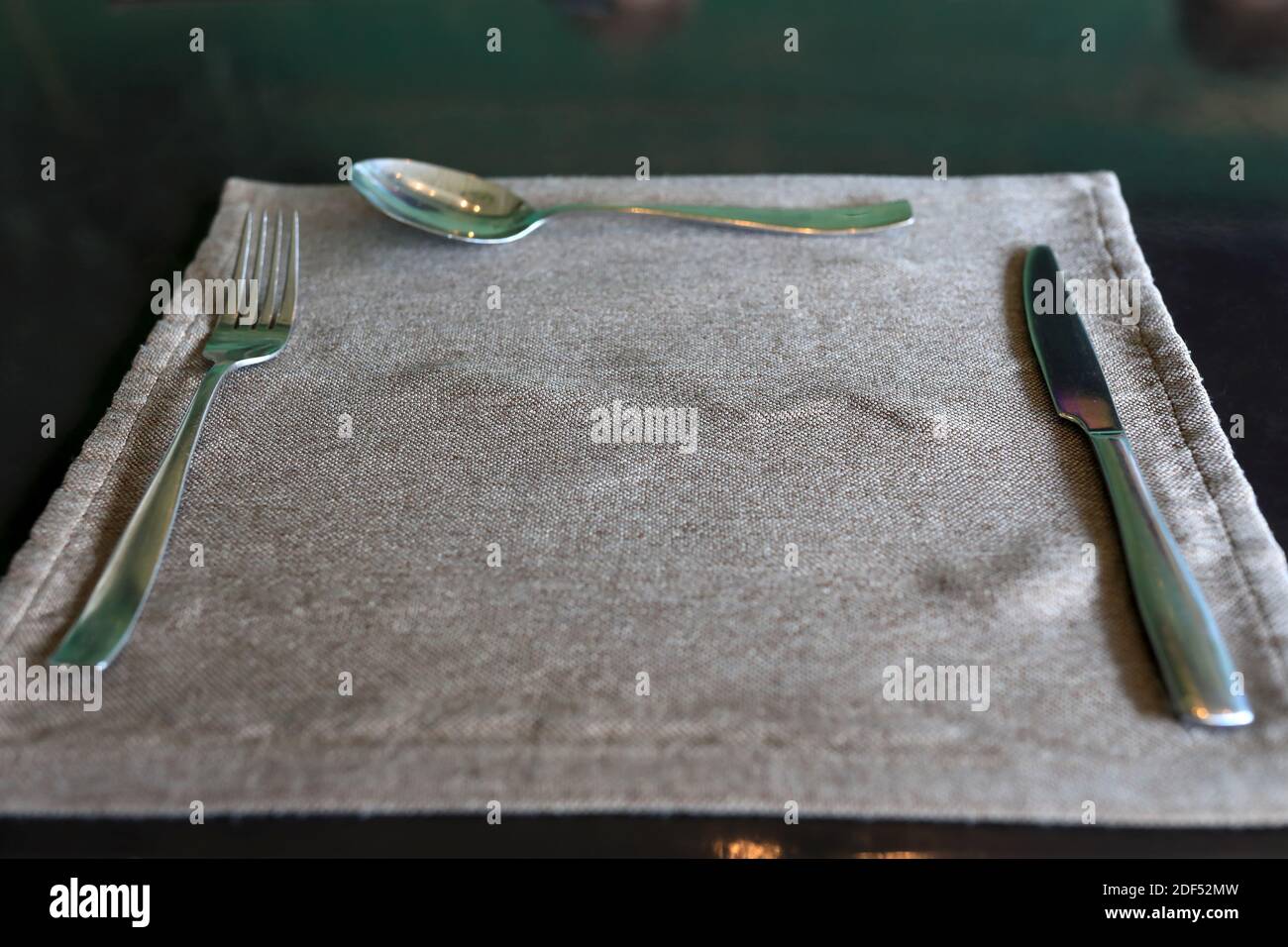 Formal cutlery pattern hi-res stock photography and images - Alamy