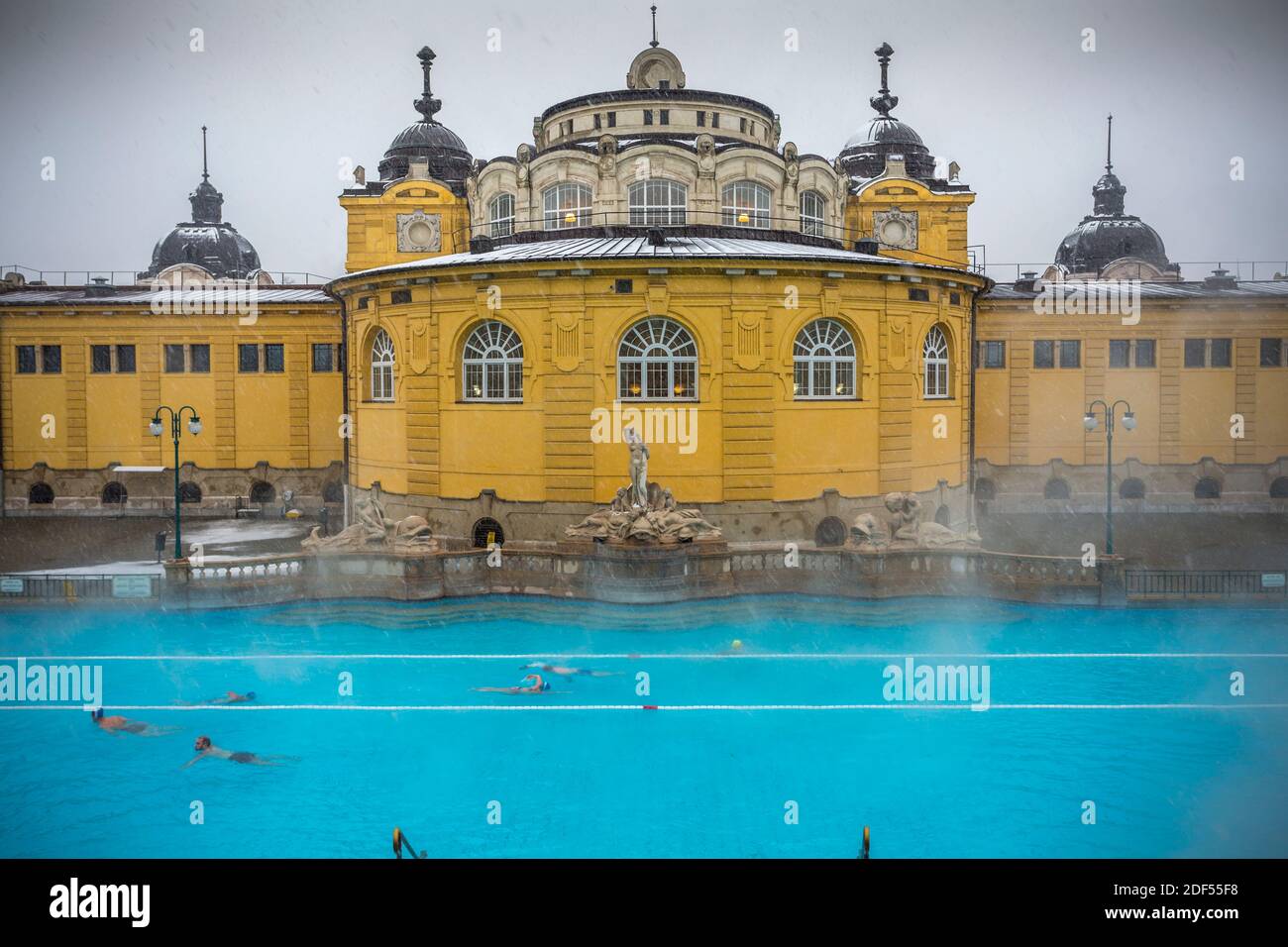 View of outside thermal spa at Szechenhu Thermal Bath in winter ...