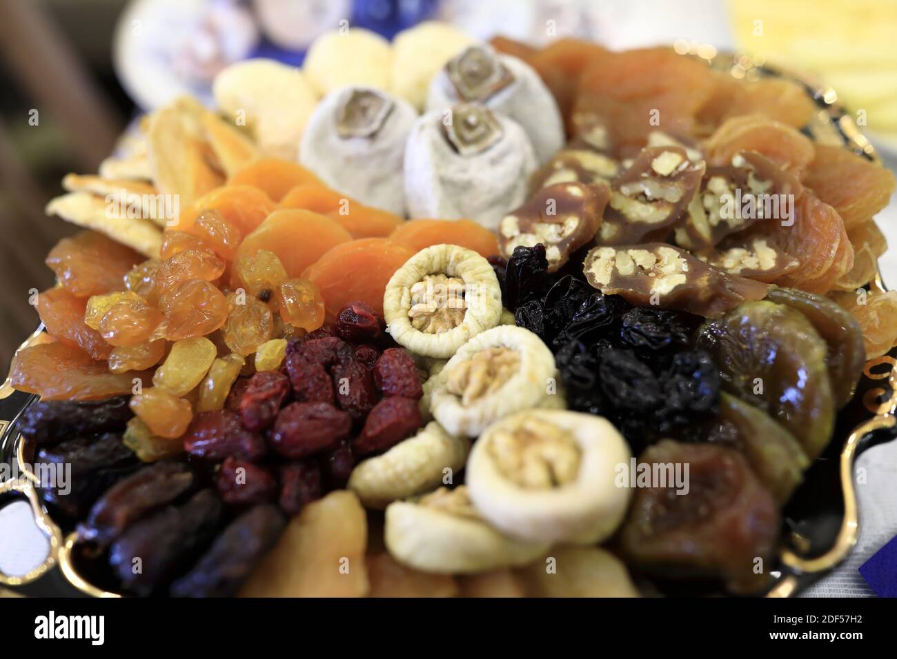 Pile various dried fruits hi-res stock photography and images - Alamy